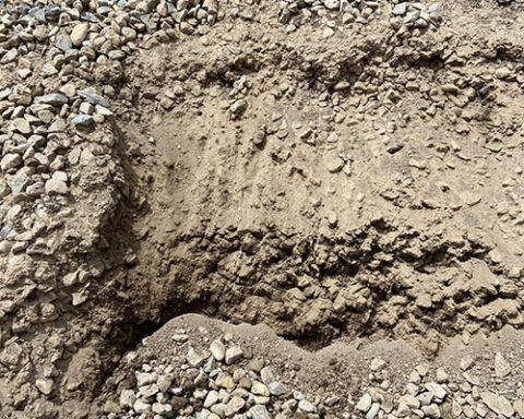 Soil Near Me - Topsoil.Rocks